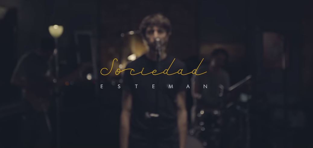 Esteman muestra su las más melancólico y sentimental en su nueva ...