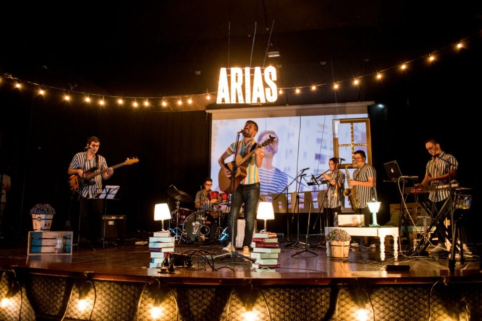 Andrés Arias, un artista disciplinado que quiere conquistar el mundo ...