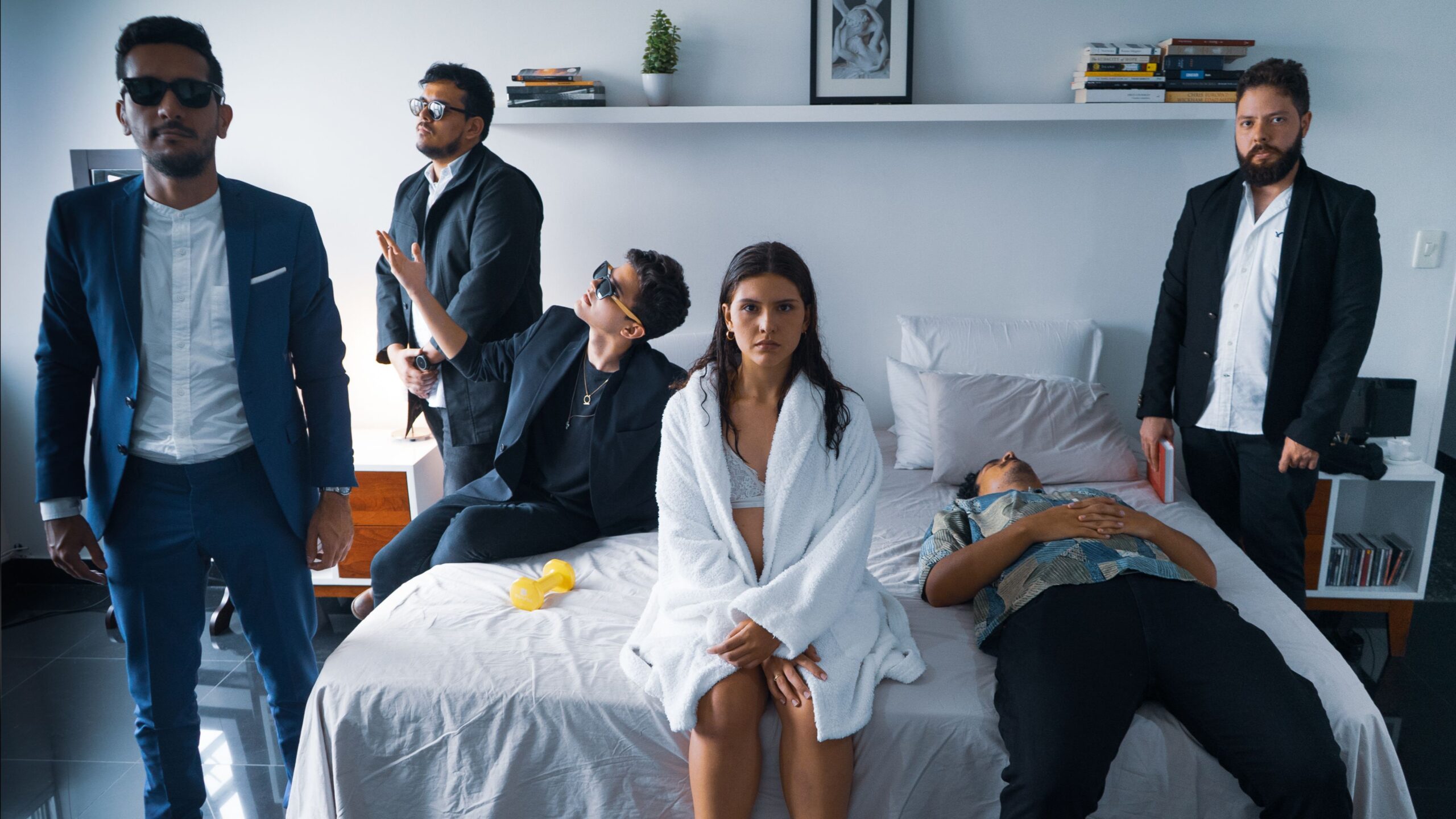 Red Sun Cult lanza 'She's The Sun', una canción triste y melancólica ...