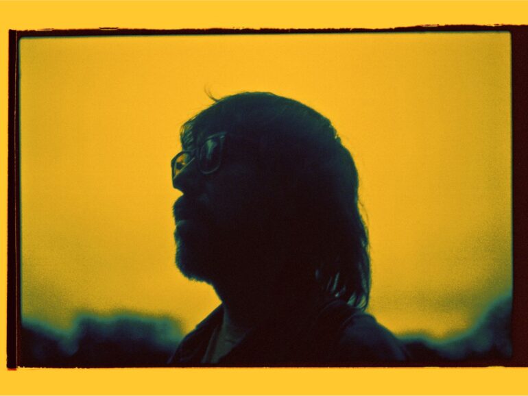 Sam Jr. (Broken Social Scene) lanza 'YRU', un ruidoso track sobre la ...
